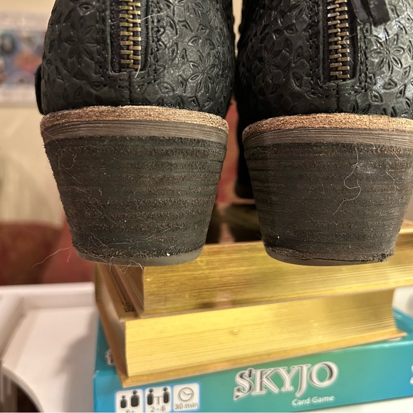 Halsa Footwear | Shoes | Halsa Ankle Boot 39m 9m Melania | Poshmark